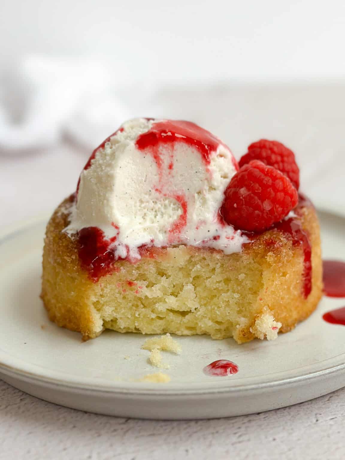 Butter Cakes with Raspberry Sauce - The Salted Sweets